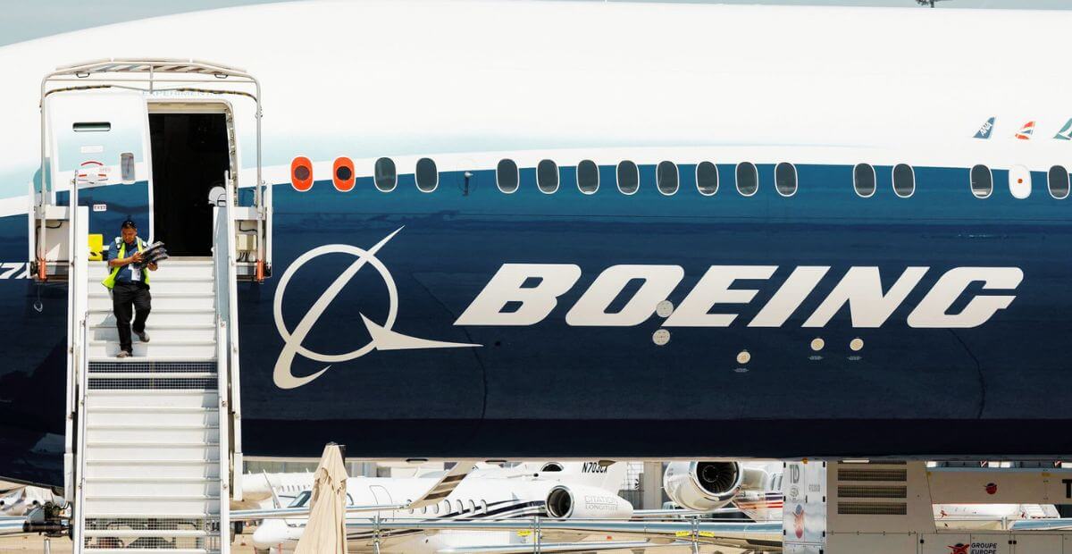 Boeing 737 Crisis Management - C Management